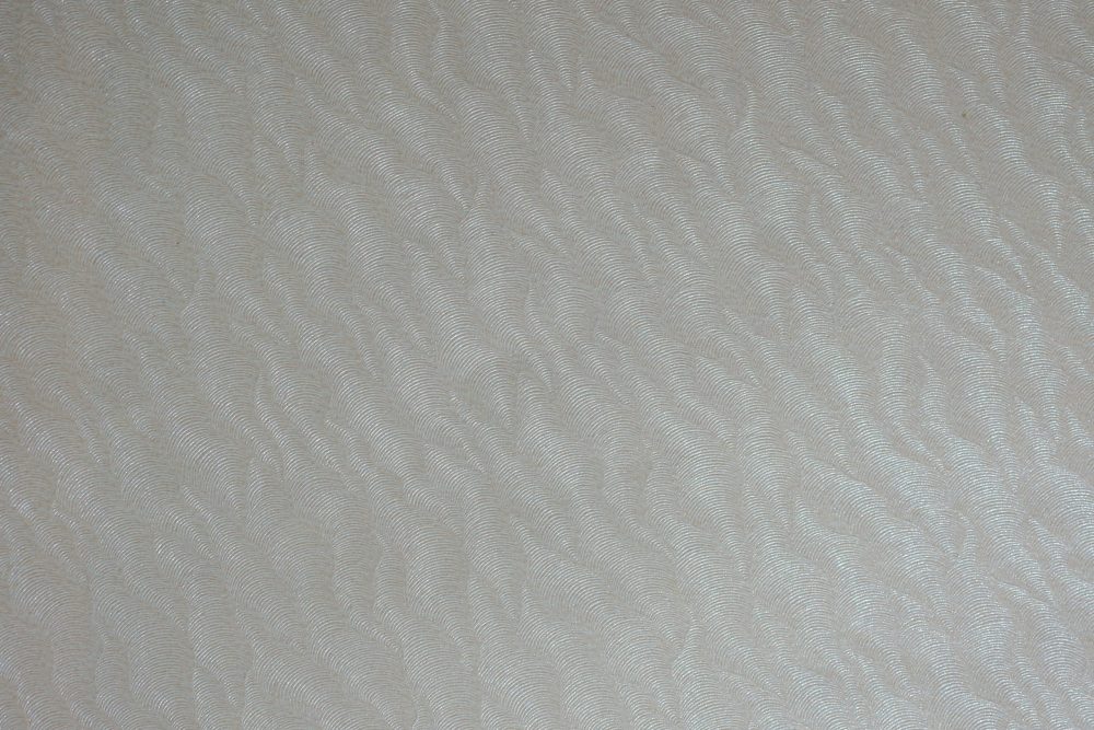 Colored Paper Emboss Metallic Sahara White - Margono Paper